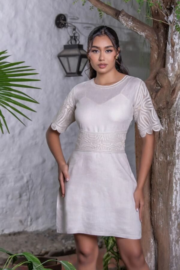 KAFLAN Vestido Blanco Bordado - Camino de Flores - Herencia del Sol ...